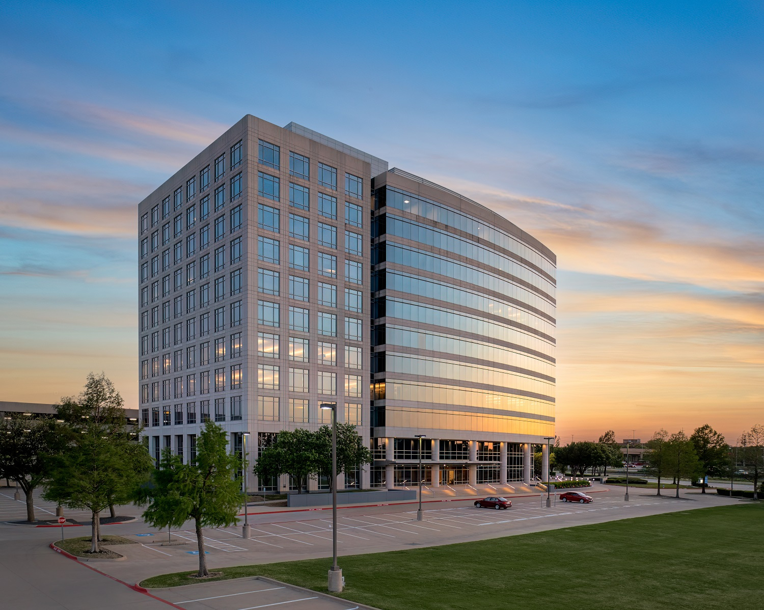 Newmark Completes Sale of 300,887-Square-Foot Office… | Newmark